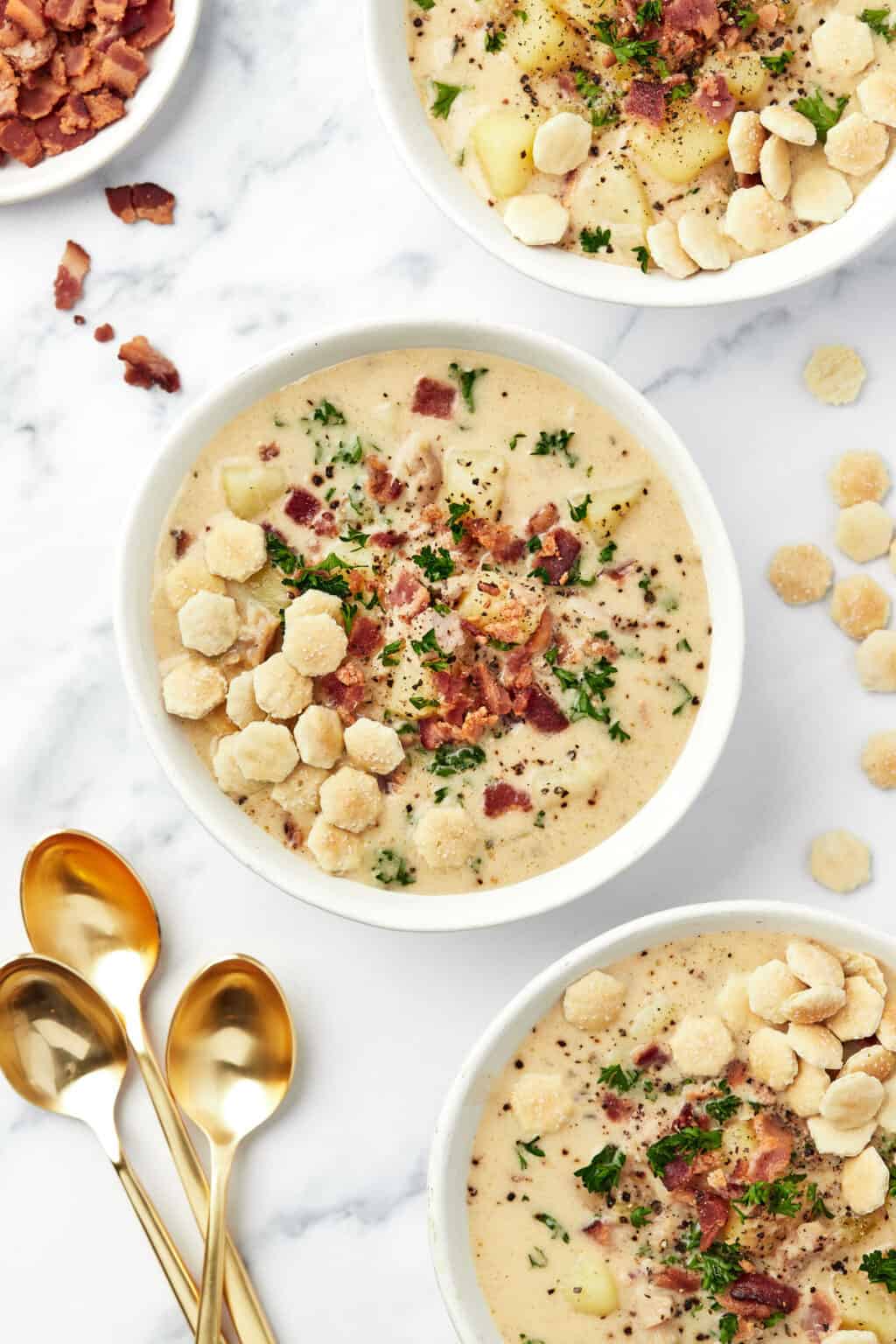 Easy Instant Pot Clam Chowder - Eating Instantly
